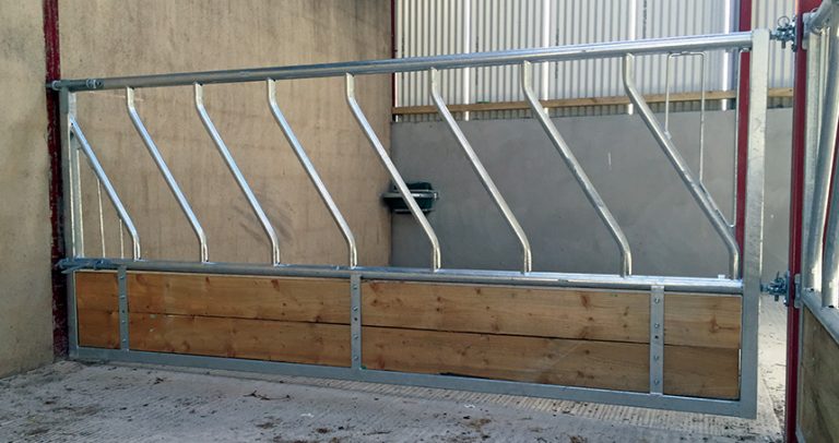 Timber Diagonal Gate Feed Barrier - Buyrite Solutions